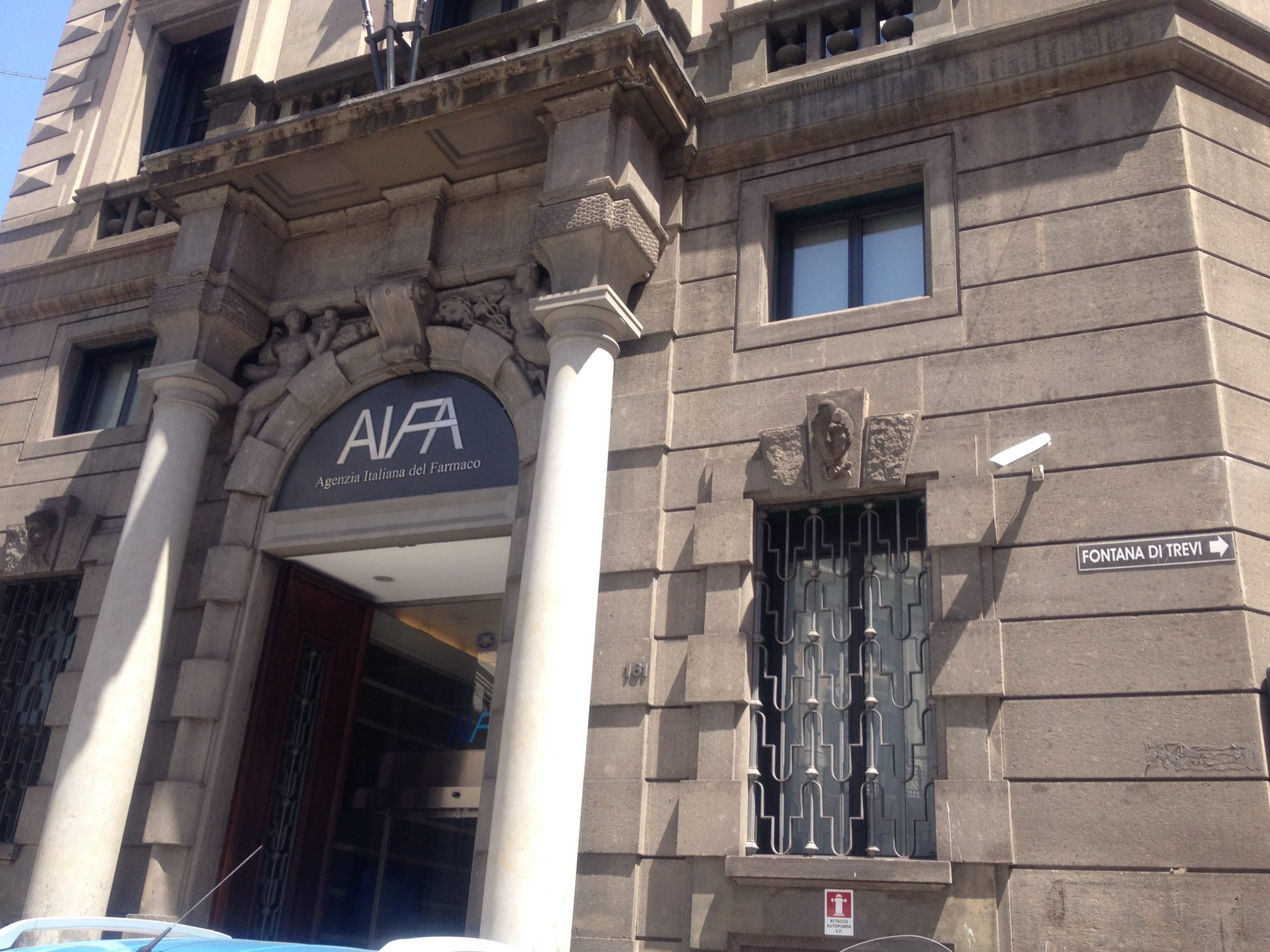 Chi finanzia l'Agenzia italiana del farmaco (Aifa) - Startmag