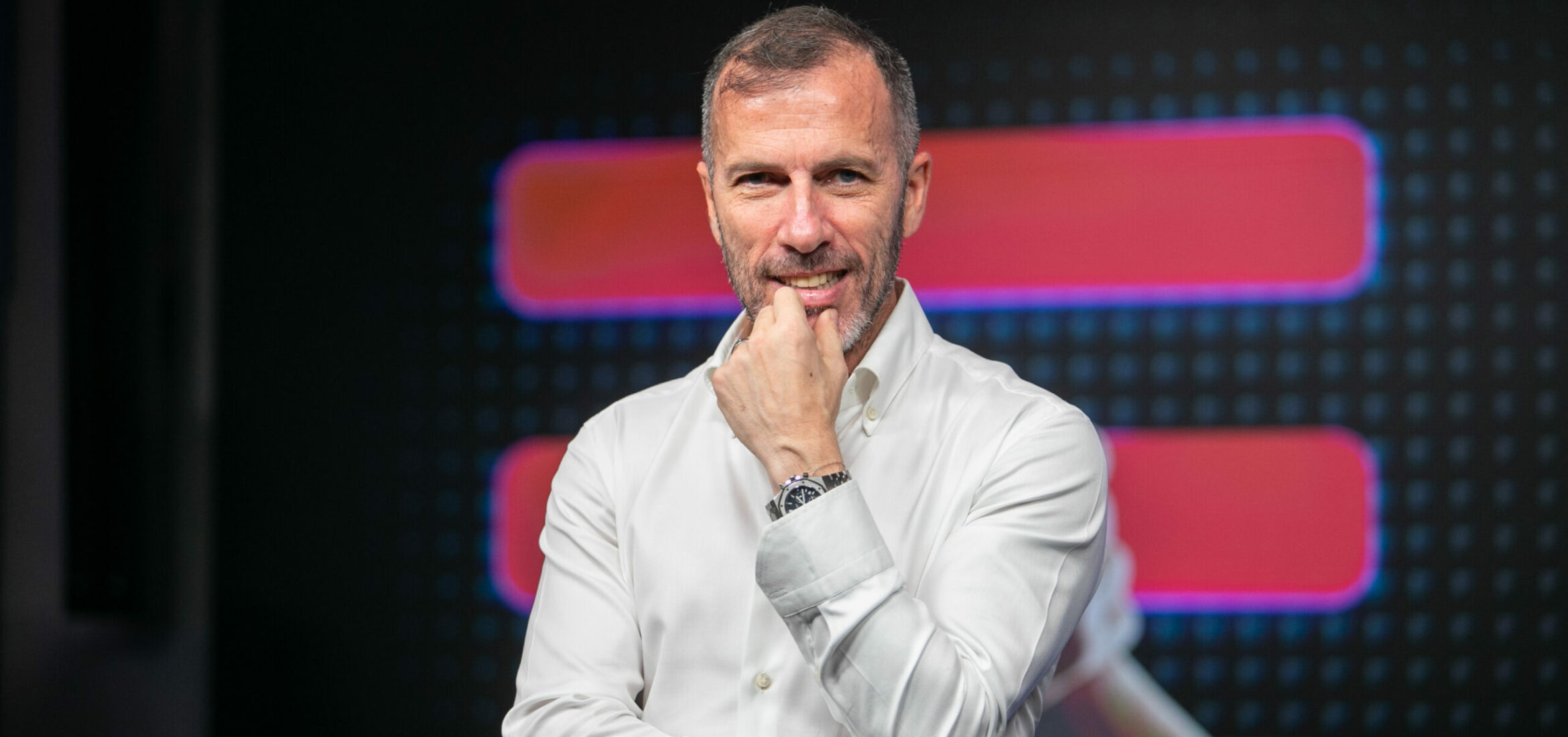 Tim, tutte le sberle di Labriola a Amazon, Google, Apple e Microsoft ...